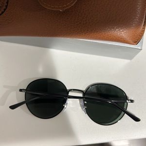 Ray-Ban | Accessories | Ray Ban Classic Round Metal Sunglasses | Poshmark